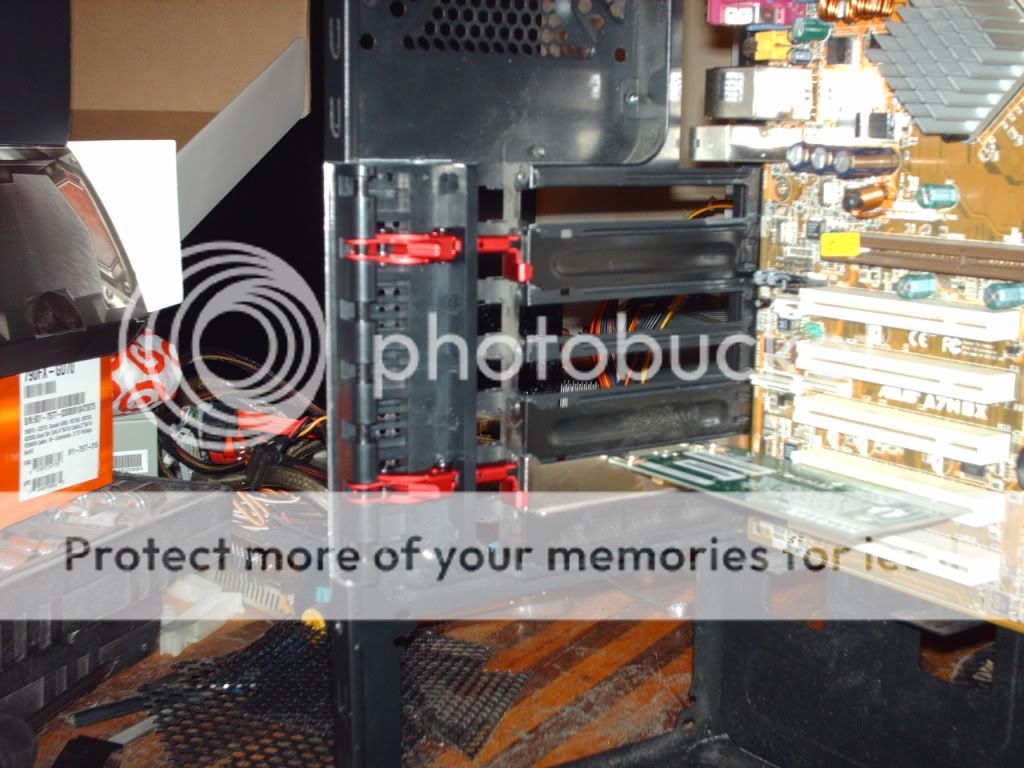 [COMPLETED] Lian-Li Tooless PCI Bracket Mod: The Sentinel | Overclock.net